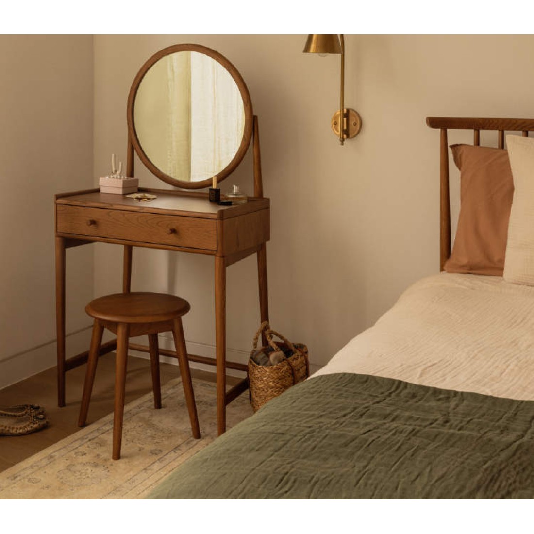 Dressing Table Stool 2107 | Salina Bedroom Furniture | Ercol Furniture ...